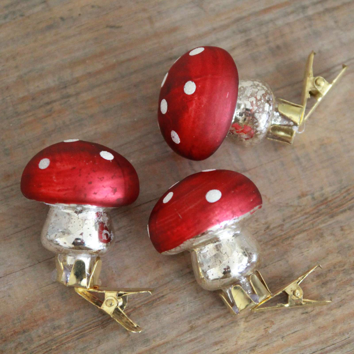 Glass Toadstool Clip | Closet & Botts