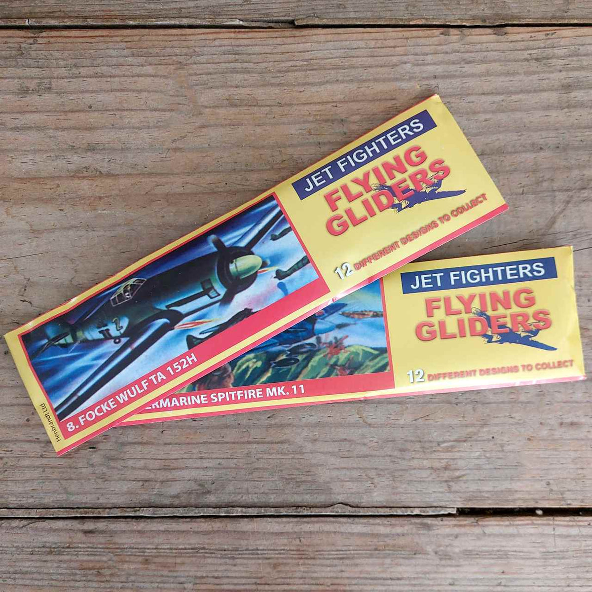 Retro Flying Gliders – Closet & Botts