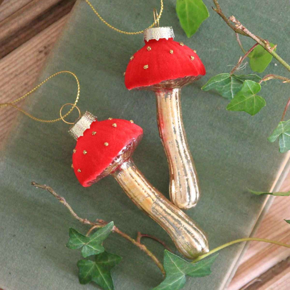 Red Velvet Beaded Toadstool Decoration – Closet & Botts