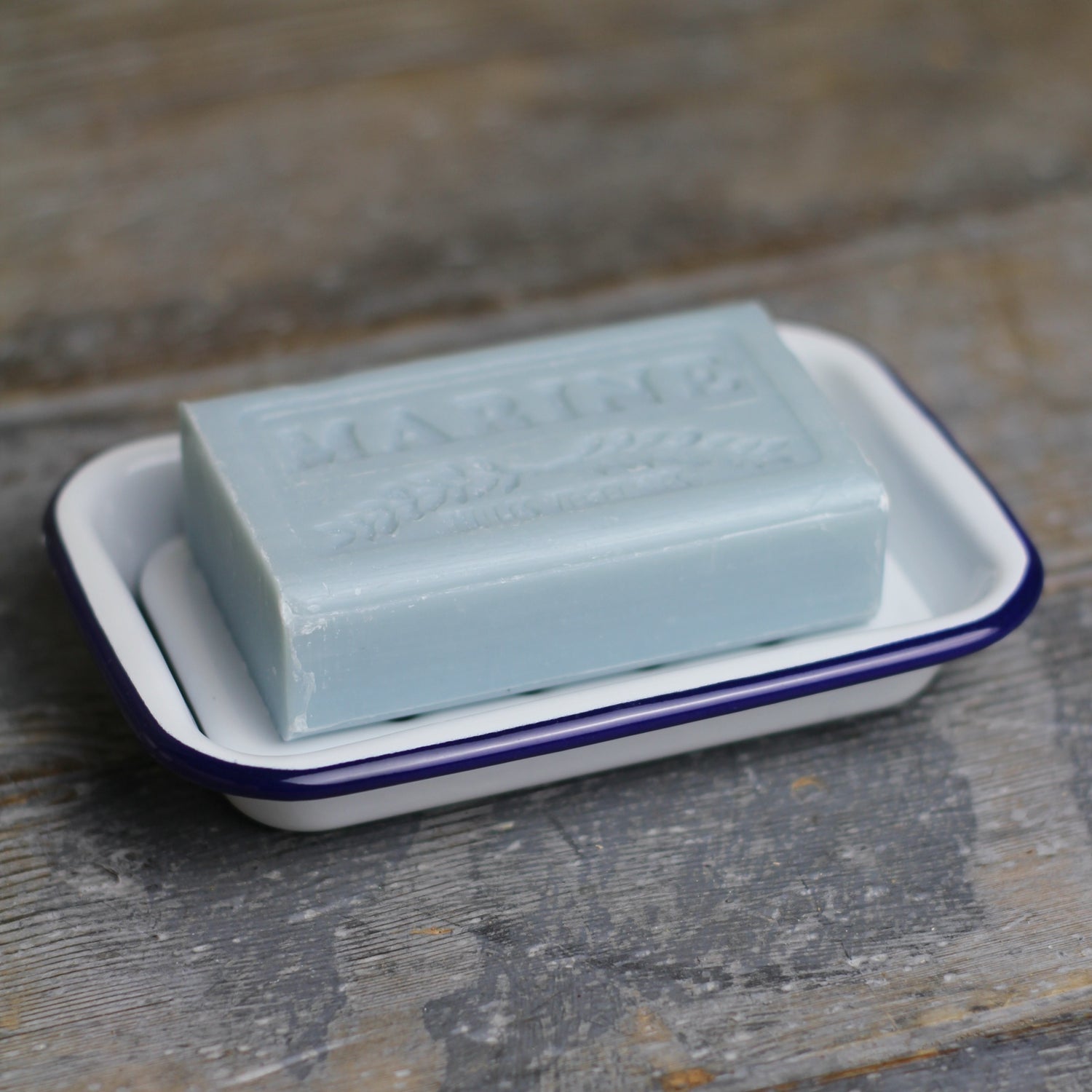 White Enamel Soap Dish, Blue Rim – Closet & Botts