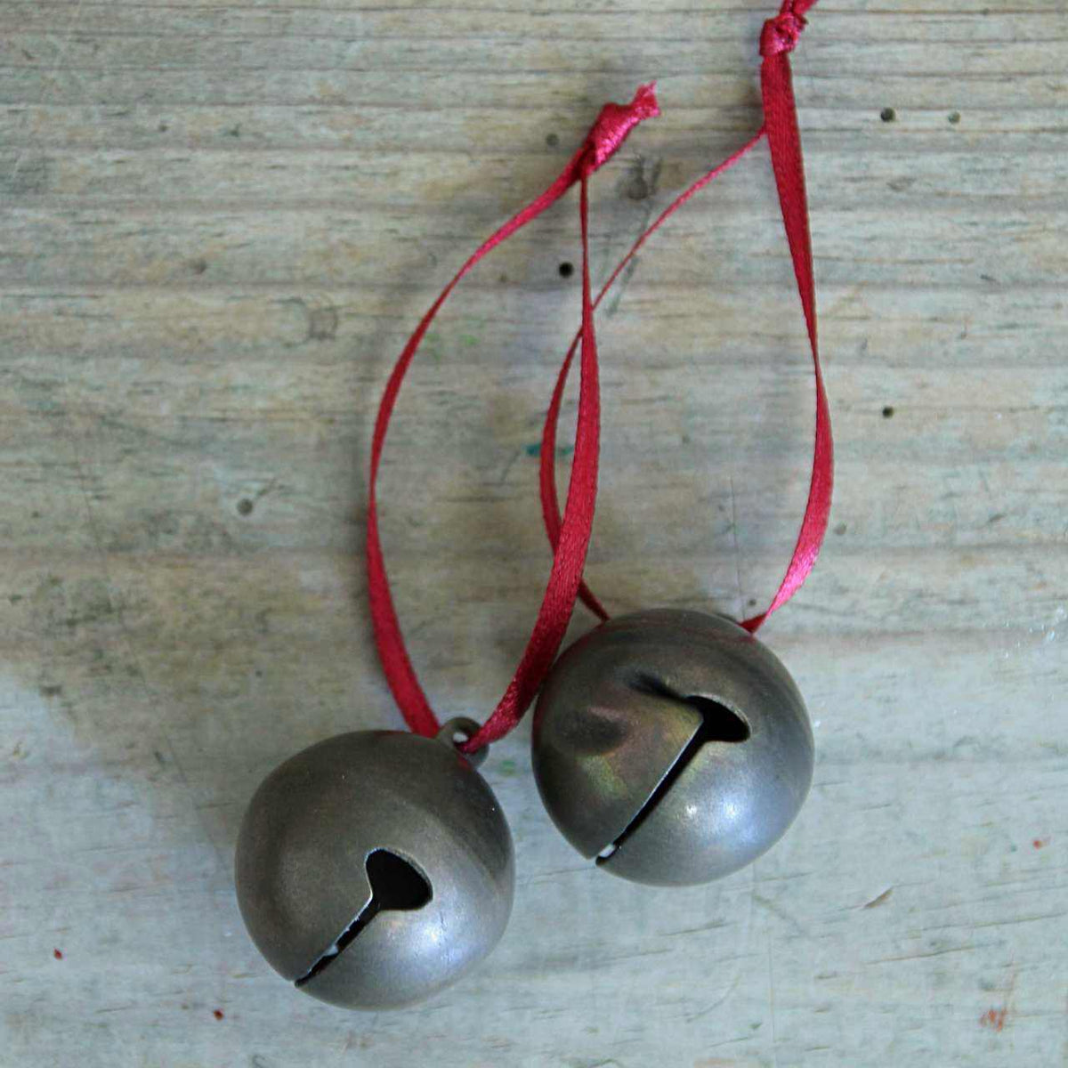 Jingle Bell Vintage Christmas Decoration | Closet & Botts